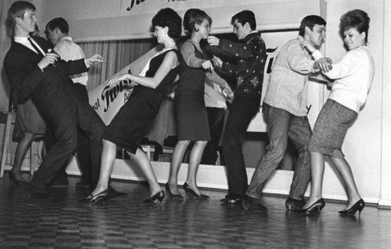 The Twist Dance Craze Of The 1960’s - Geek Slop