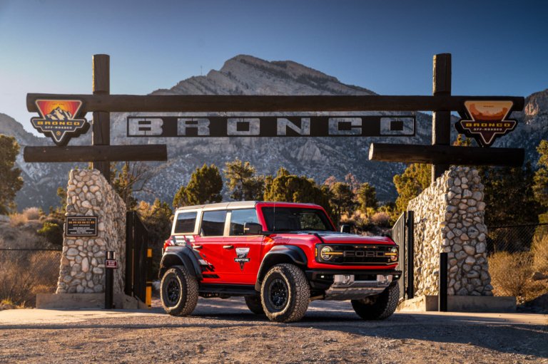 New Ford Bronco Owners Get A Free Full Day Of Off-road Lessons In The ...