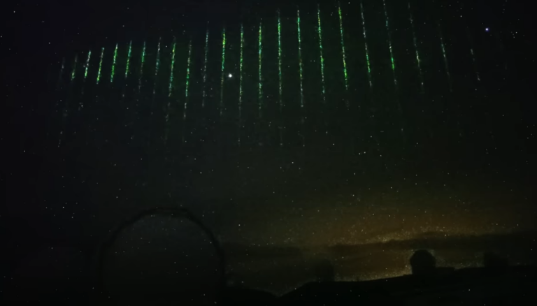 The Strange Curtain Of Green Laser Beams That Pierced The Sky Over ...