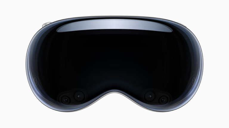 Apple Reveals Its First Virtual Display - The Apple Vision Pro "spatial ...